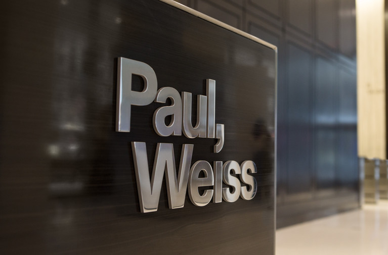 Facing a New Test, Is Paul Weiss 'Circling the Wagons'? | Law.com