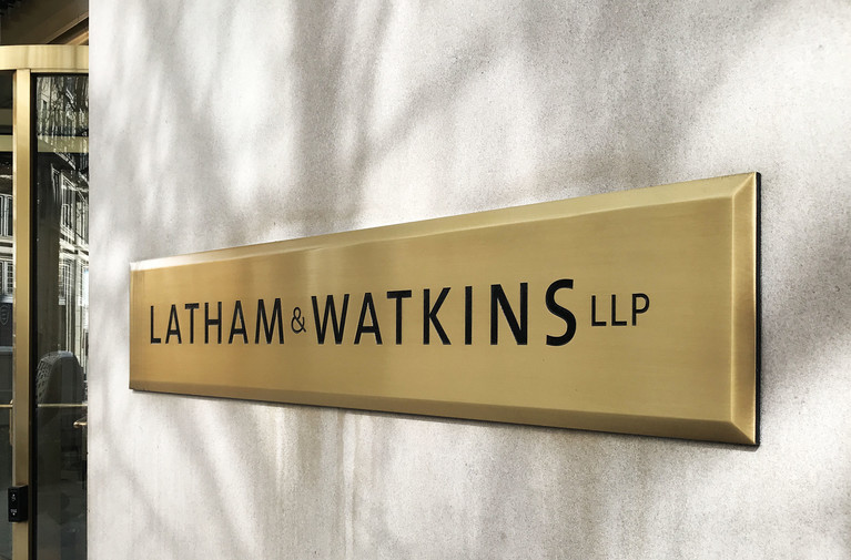 Latham & Watkins Lands Senior A&O Shearman Partner Trio in London | Law.com