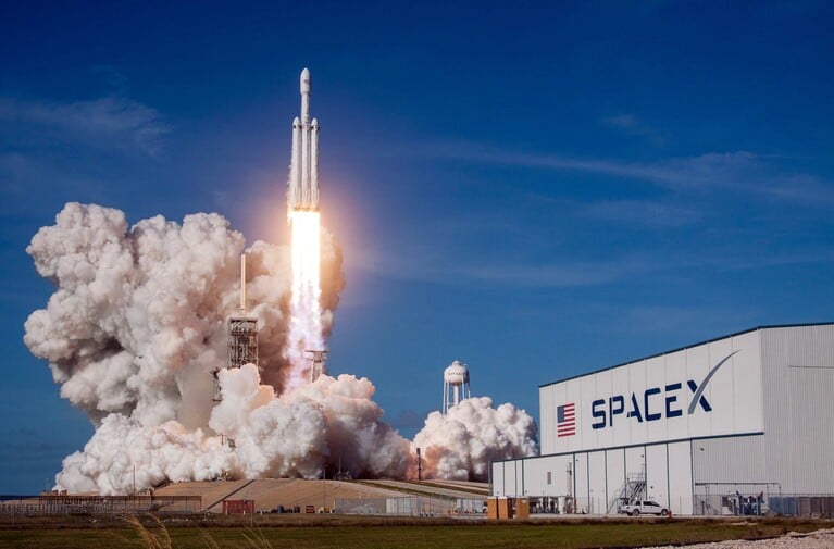 As Gibson Dunn Leads on SpaceX's Landmark IPO, Latham Steers ...