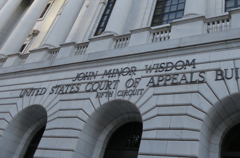5th Circuit Weighs Trump’s Use of Alien Enemies Act to Carry Out ...