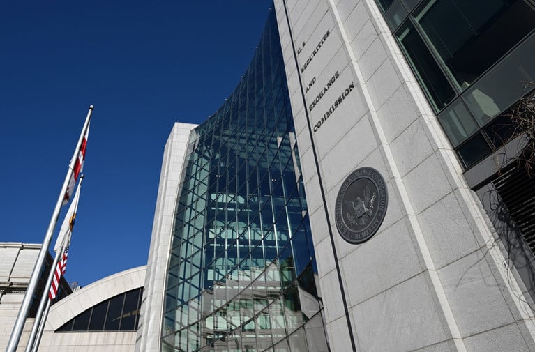Feds Appear Set to Drop Criminal Case Against Adani Following SEC Civil ...