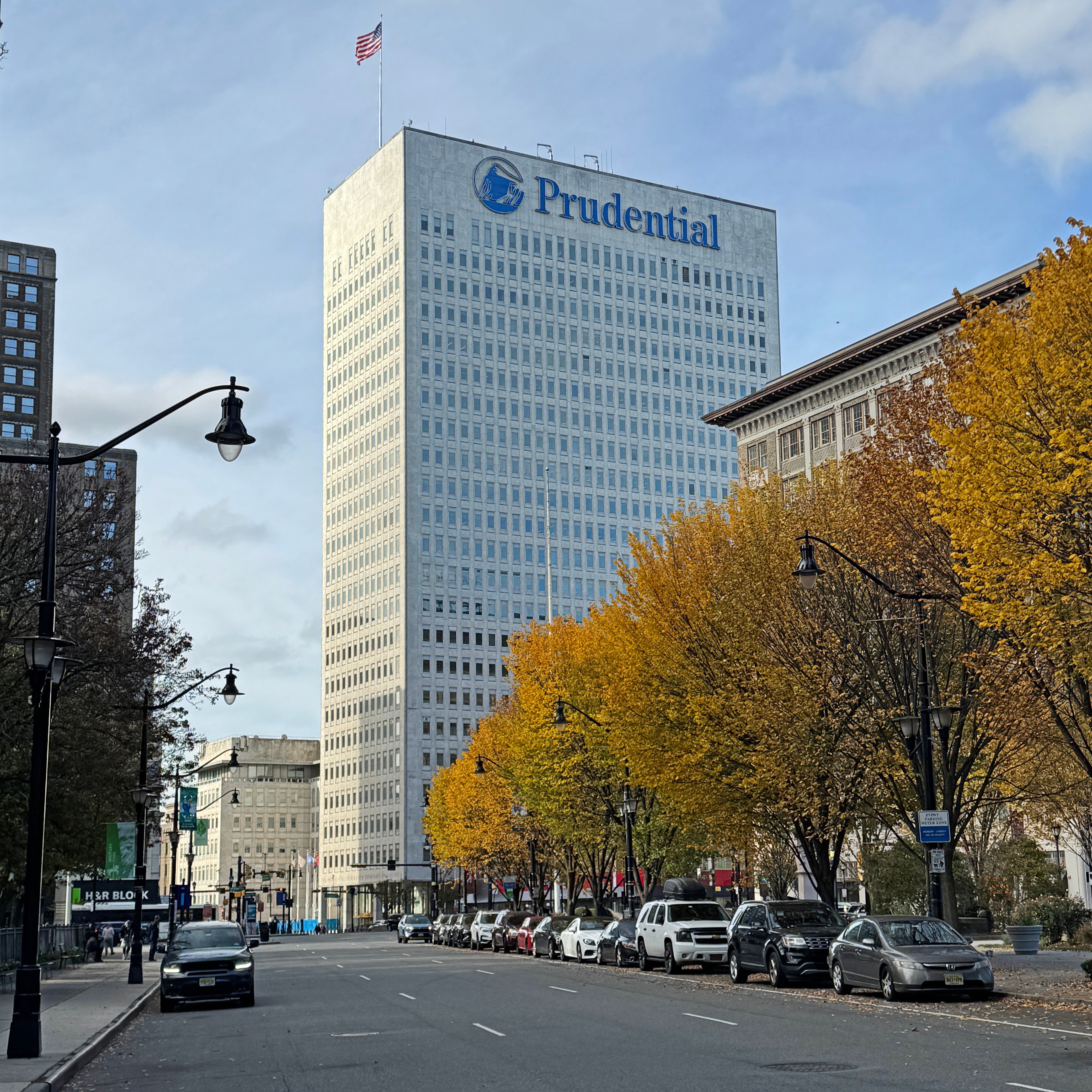 Waldeck to Succeed Feeney as Head of Prudential's U.S. Businesses